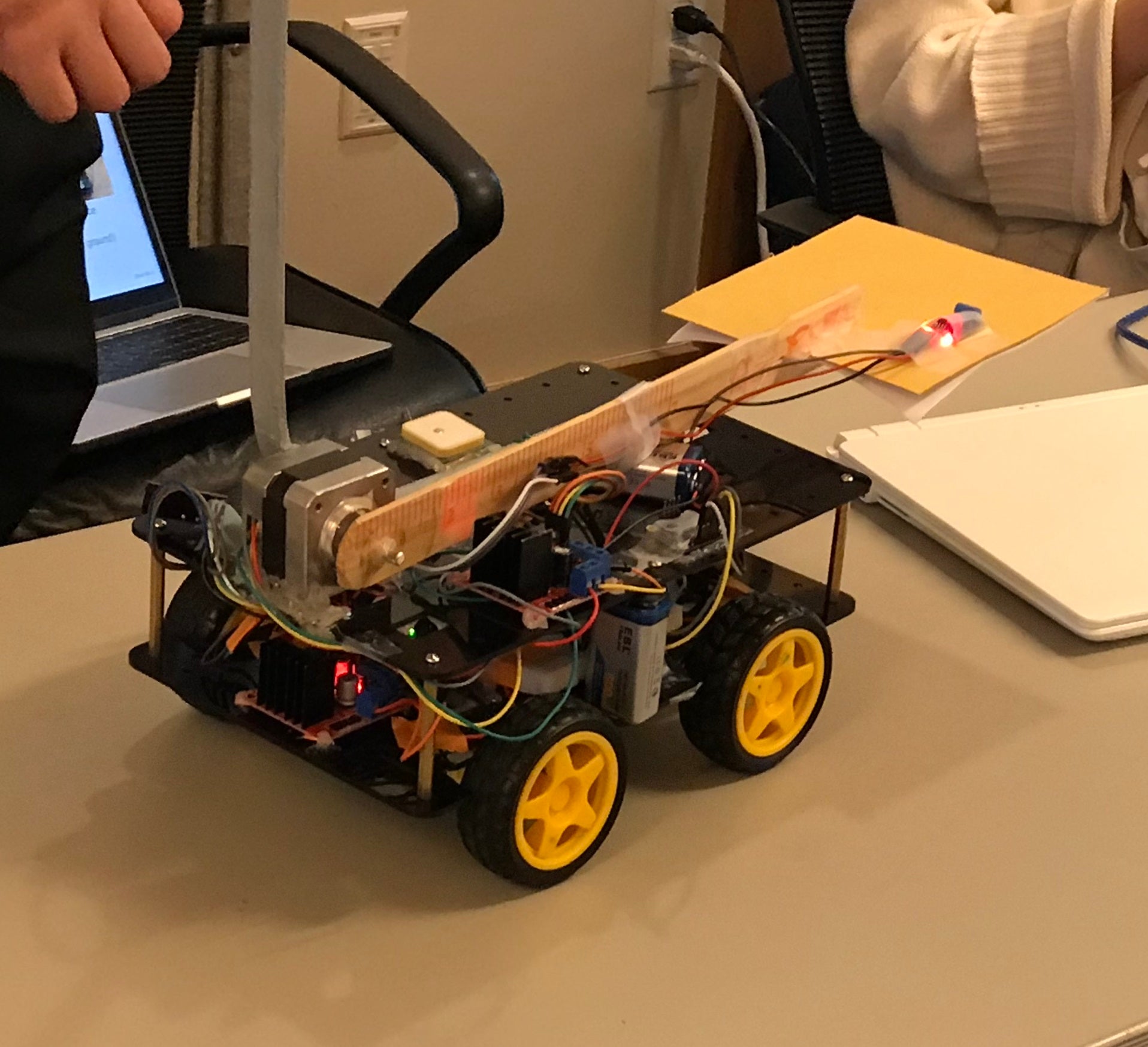 Autonomous Target Robot | SDR Laboratory